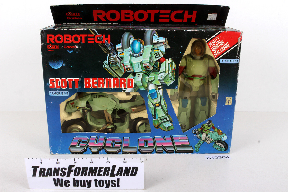 Scott Bernard Armor Bike Cyclone w/box Transformables Robotech Macross Robotech