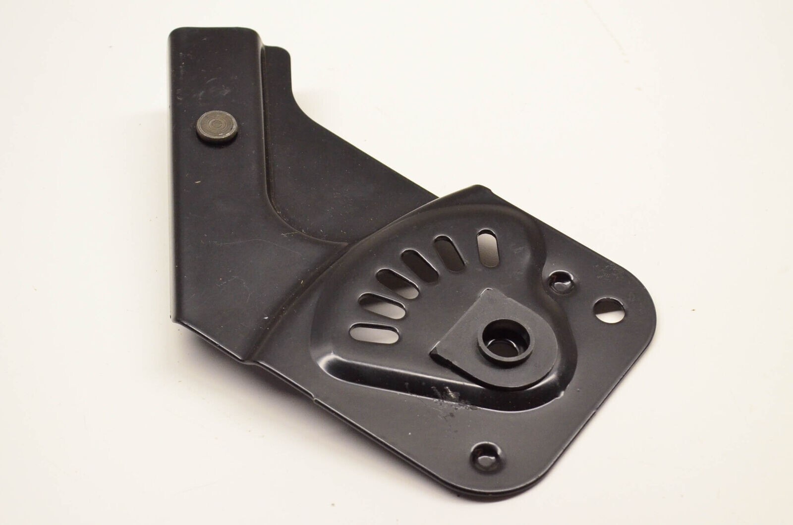 MTD Left Hand Handle Bracket 682-3065-0637 NOS | eBay