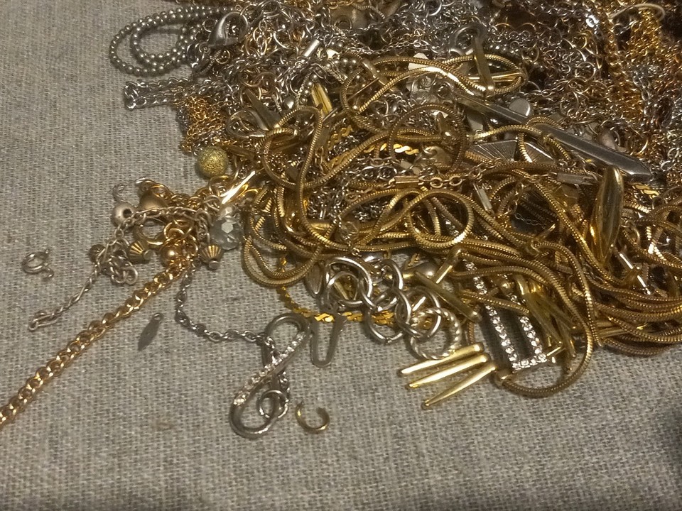 50+ Piece Metal Jewelry Lot Of All Broken Items Untested Stones & Gold ...
