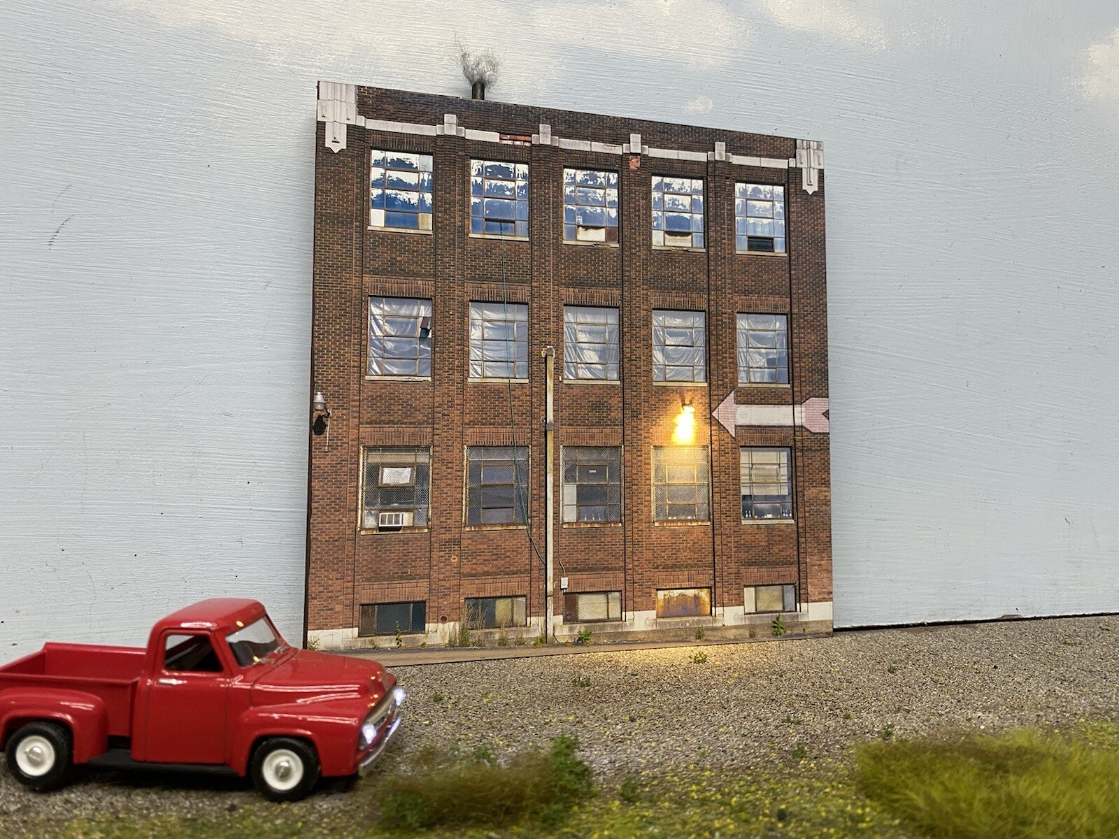 HO Scale Scratch Built "Arrow Factory" Pittsburgh Building Front/Flat ...