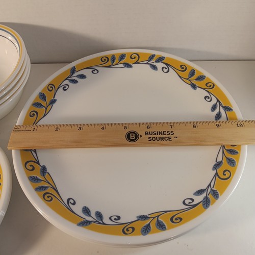 Corelle Casa Flora pattern Set Of 4 Dinner plates 10" Blue leaves ...