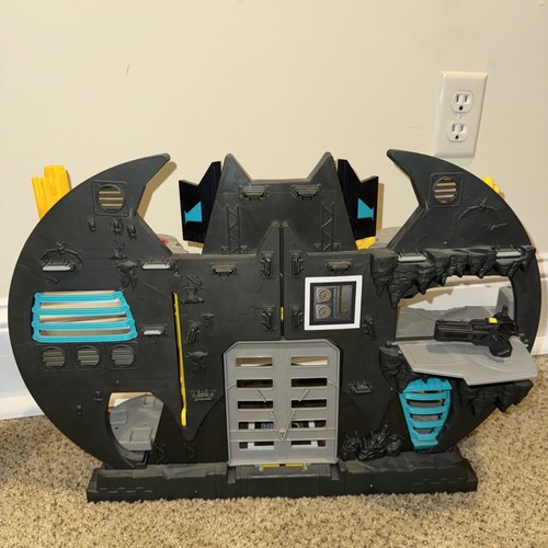 LOT IMAGINEXT Batcave and Gotham City Jail | eBay