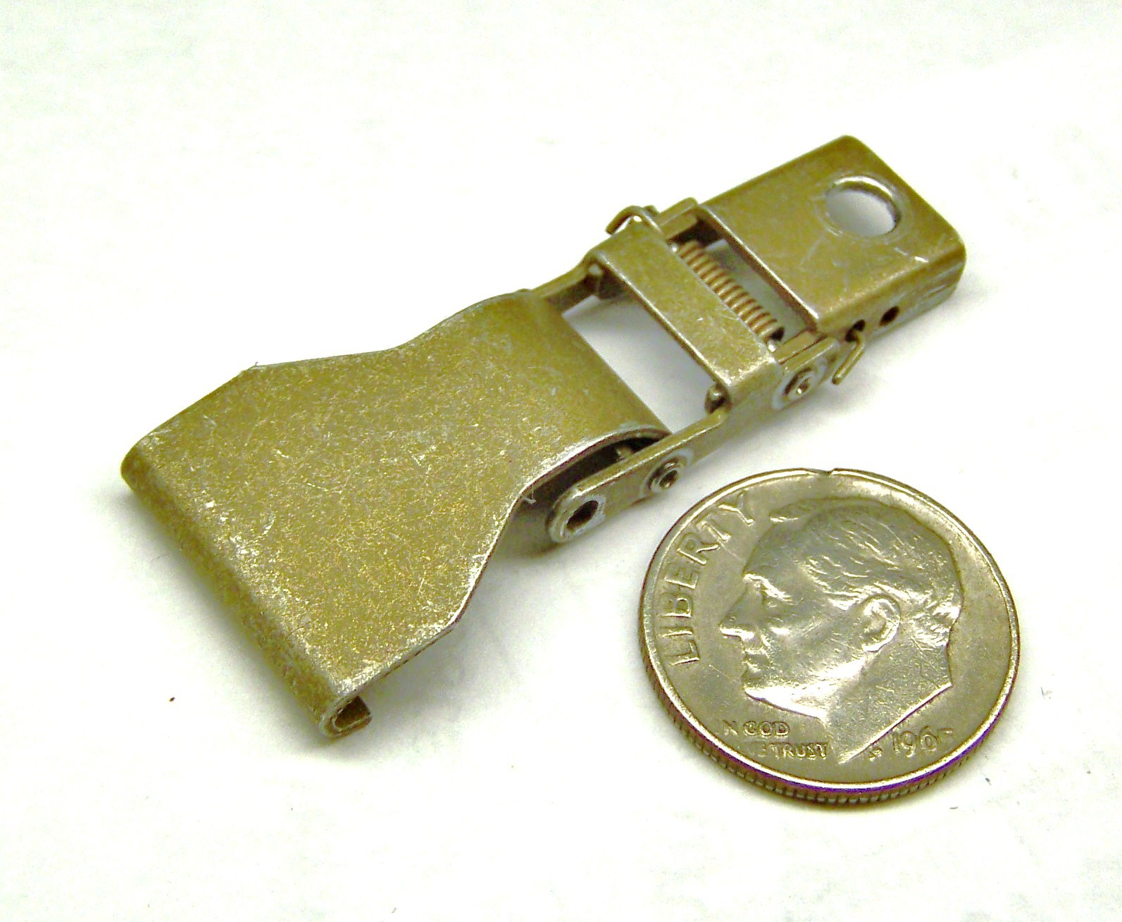 M23 COMPUTER 9379233-2 NEW BATTERY CASE LATCH ASSEMBLY 1-5/8" L 5/8" W ...