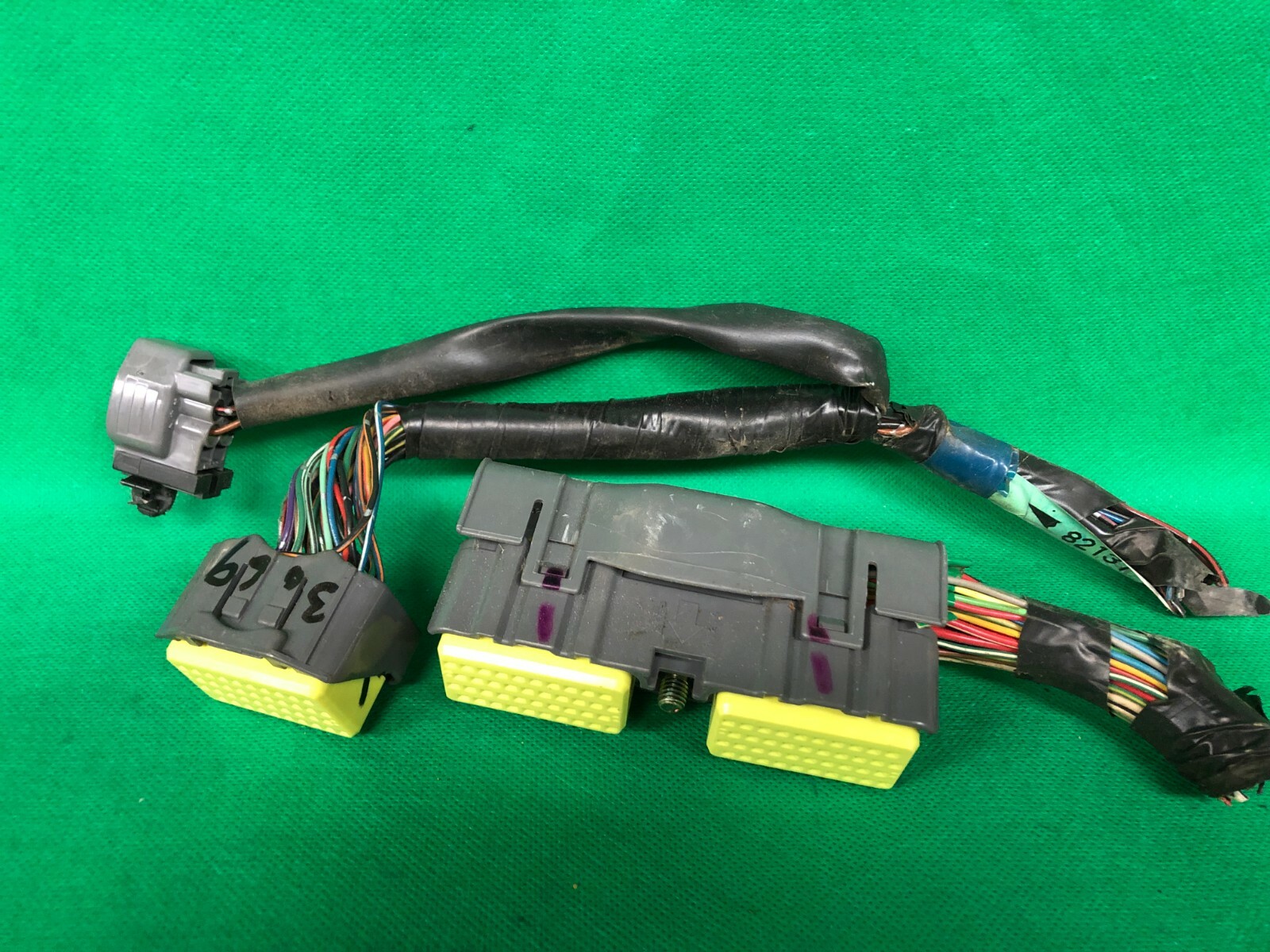 WIRING HARNESS PLUG CONNECTOR 93 94 GS300 ECM ECU MODULE PCM 8966130690 ...
