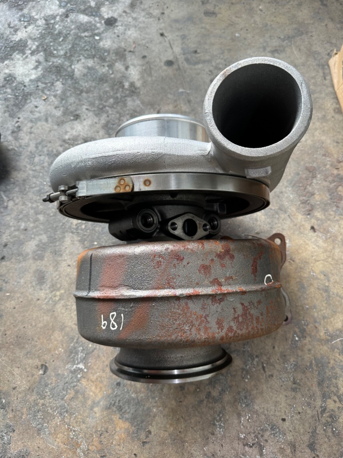 Cummins Holset Turbocharger 2882050 (3770611) HX82 *NOS* surface rust ...