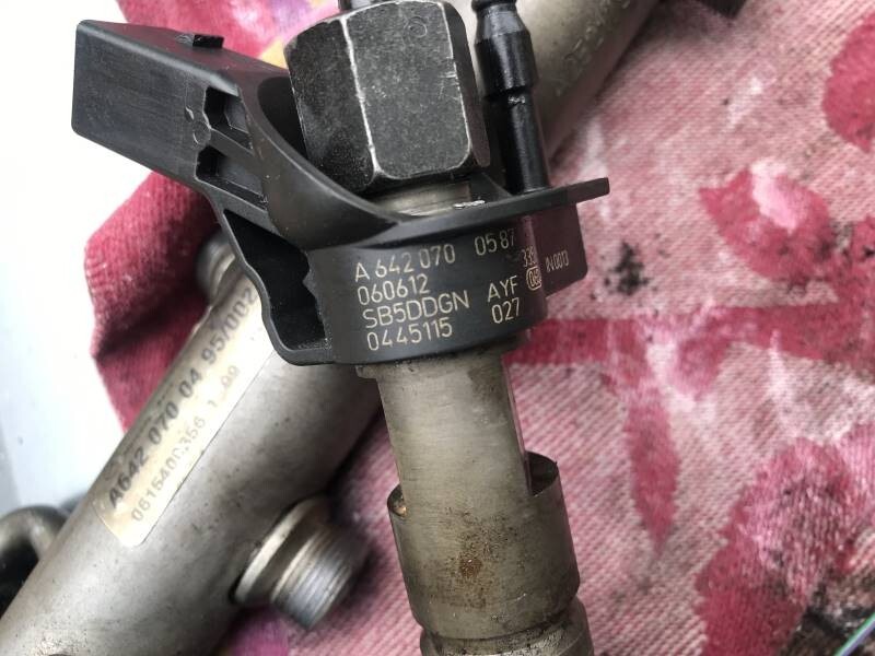2007 Chrysler 300C CRD 3.0 diesel fuel injector a6420700587 | eBay UK