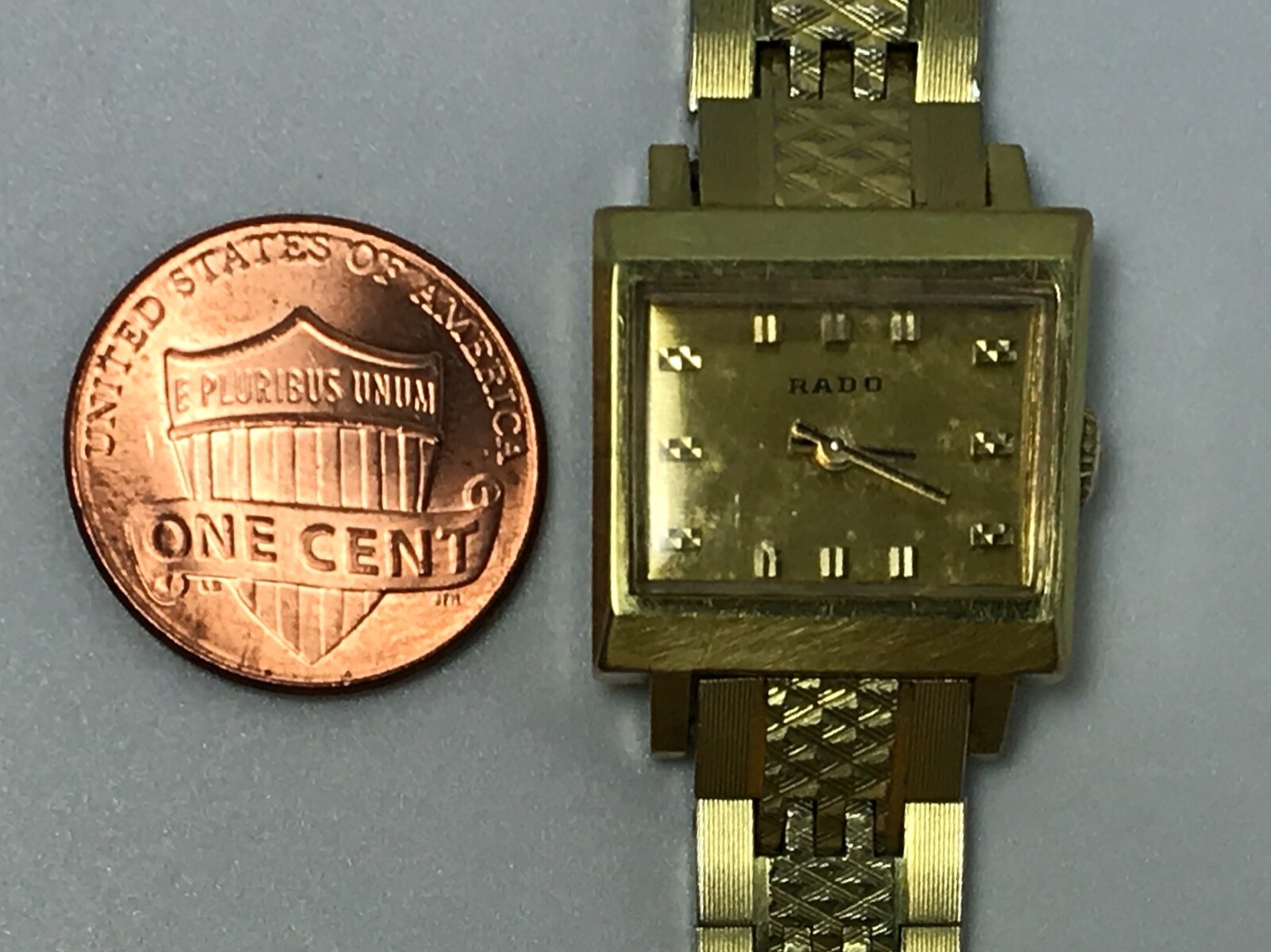 UNIQUE LADIES VINTAGE 70'S GOLD RADO MANHATTAN MECHANICAL HAND WIND ...