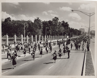 CUBAN CUBA REVOLUTION MOMENT PARADE 1960s PORTRAIT ORIG KORDA PHOTO 208 ...