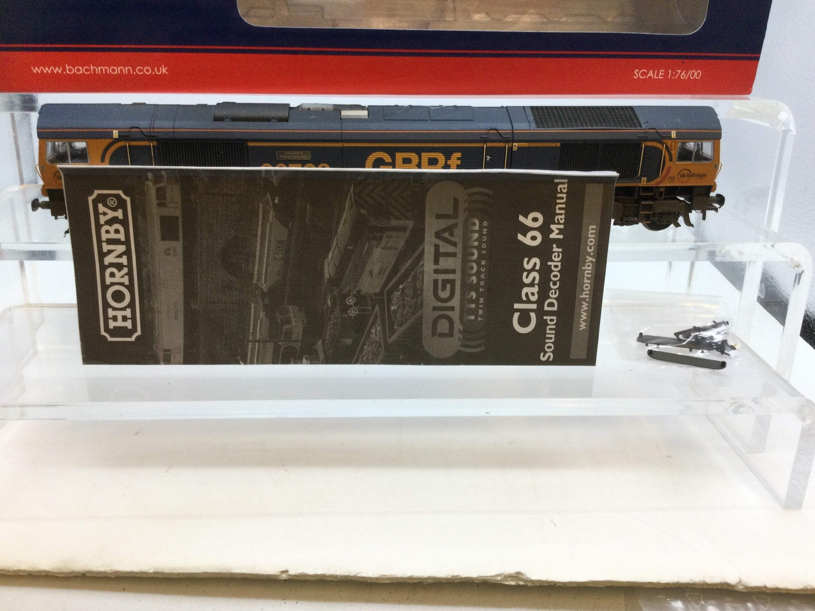 Bachmann 32-980A OO Gauge GBRF Class 66 66728 Institute of Railway ...