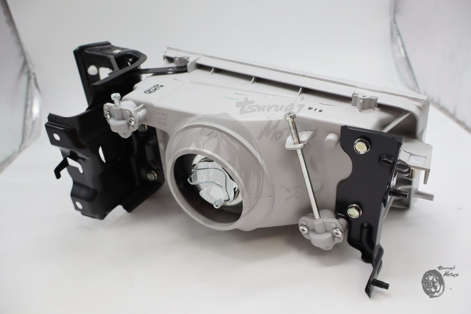 TOYOTA Genuine Late Model AE86 Corolla Levin Headlights Rh&Lh SET OEM ...