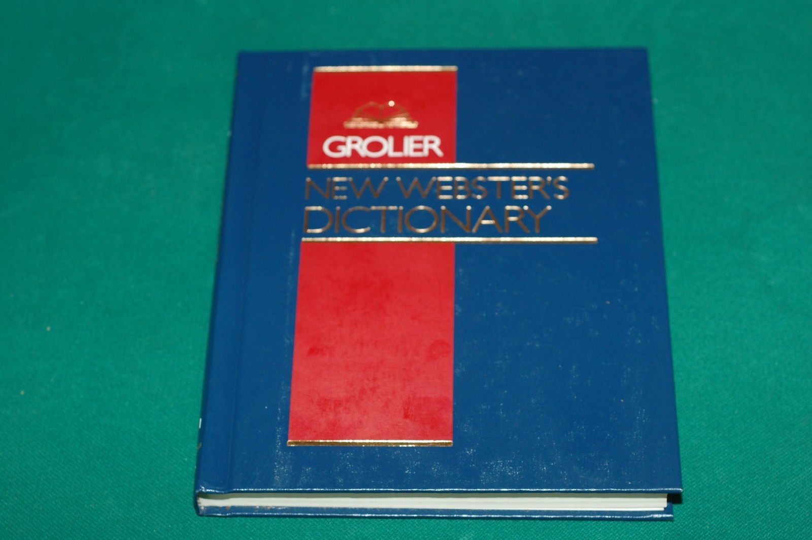 GROLIER ENCYCLOPEDIA OF KNOWLEDGE & NEW WEBSTER`S DICTIONARY 1991-1992 ...