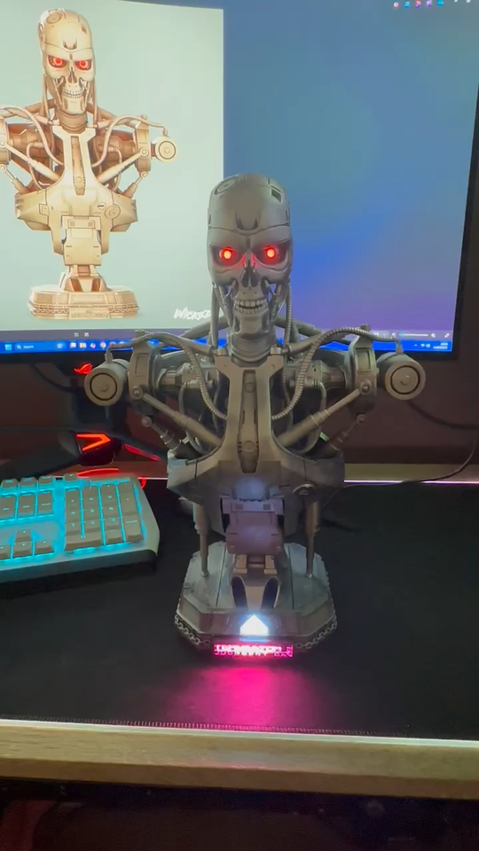 1/3 Terminator 2 T800 Custom Bust With Custom LED's - USB - REMOTE ...