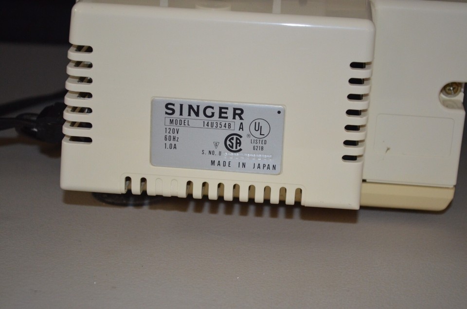 Singer Merritt Lock 14u354B Sewing Machine - with power cord / foot ped ...