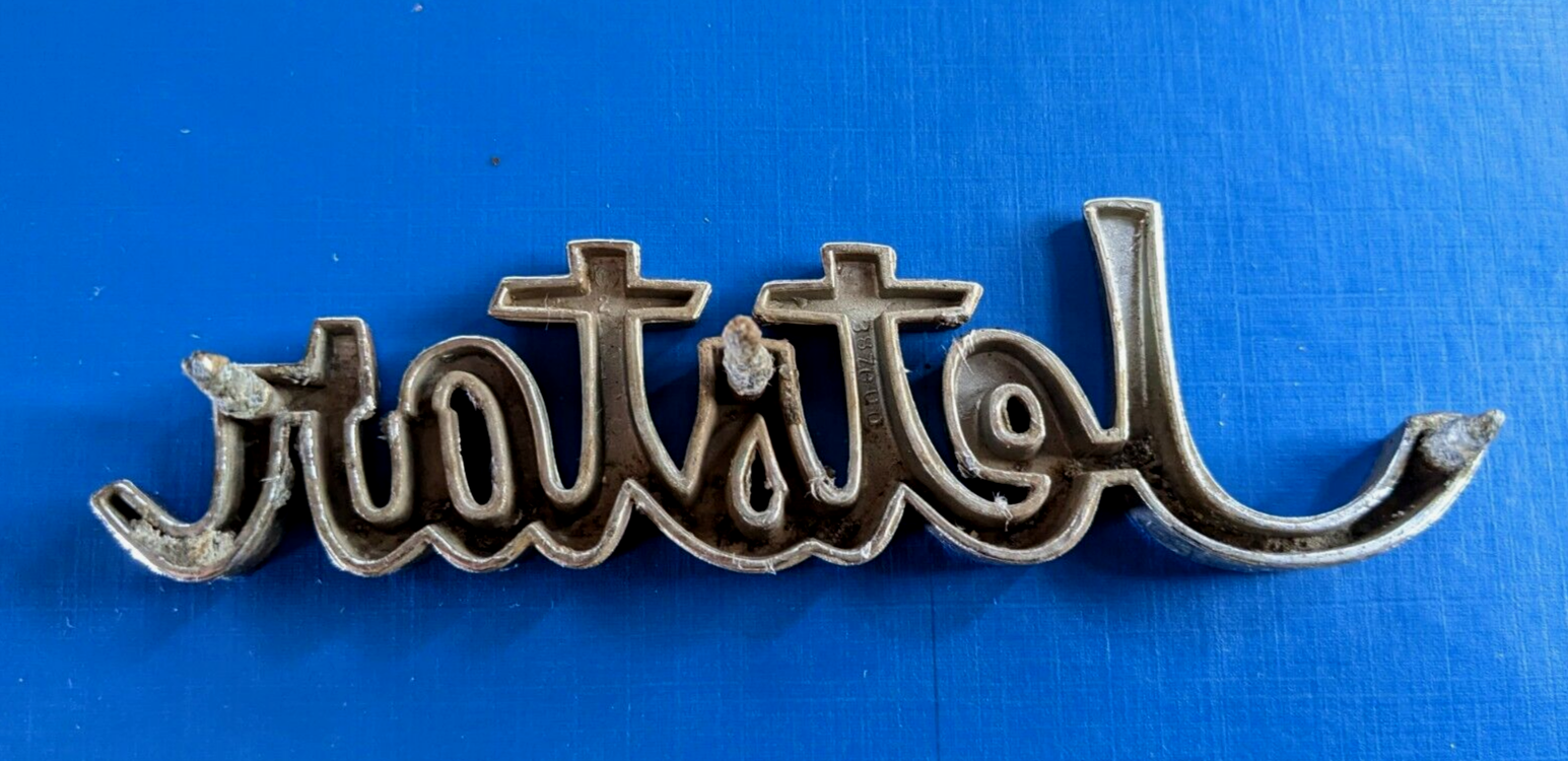 Original Oldsmobile JETSTAR Script Nameplate Emblem Metal 5.5" | eBay