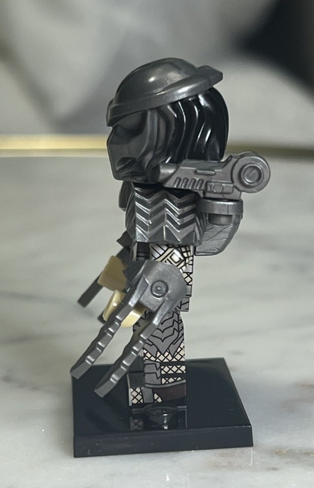 PREDATOR LEGO MINIFIG FIGURE Custom Pad Printed | eBay