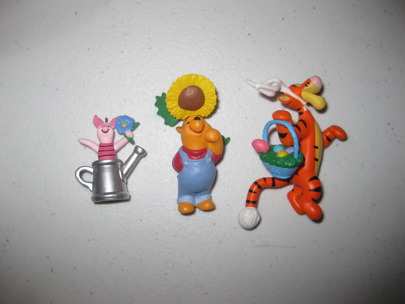 Hallmark Winnie The Pooh w/ Sunflower Piglet & Tigger Easter Ornaments ...