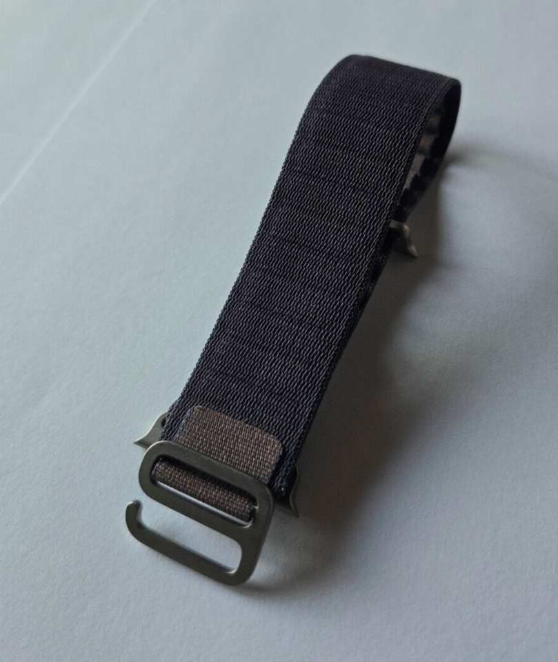 Unused Original MEDIUM (M) Apple Watch 49mm Alpine Loop INDIGO Band in ...