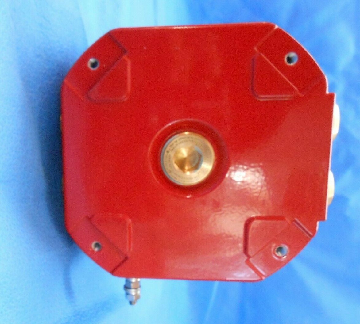 E2S D2xB1LD2 - D2xB1LD2DC0234MB1A1R/B LED 24VDC explosion proof blue ...