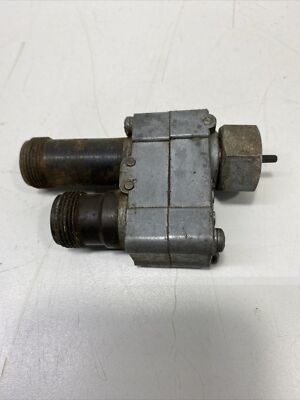 Square StewartWarner Dual Speedometer Drive Tachograph Adapter Splitter ...