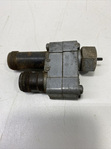 Square StewartWarner Dual Speedometer Drive Tachograph Adapter Splitter ...
