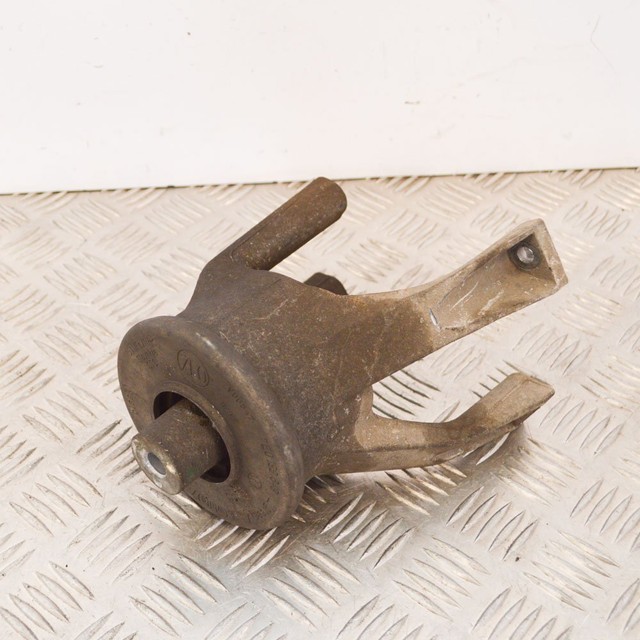 Volkswagen Transporter T5 Rear Engine Mount 7E0199849 2.0 TDI 75KW 2011 ...