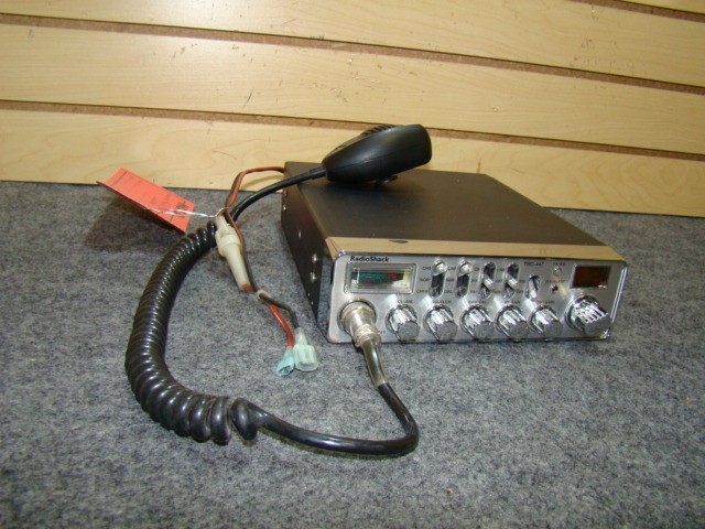 USED RADIO SHACK Brand CB Radio Transceiver model TRC-447 with ...