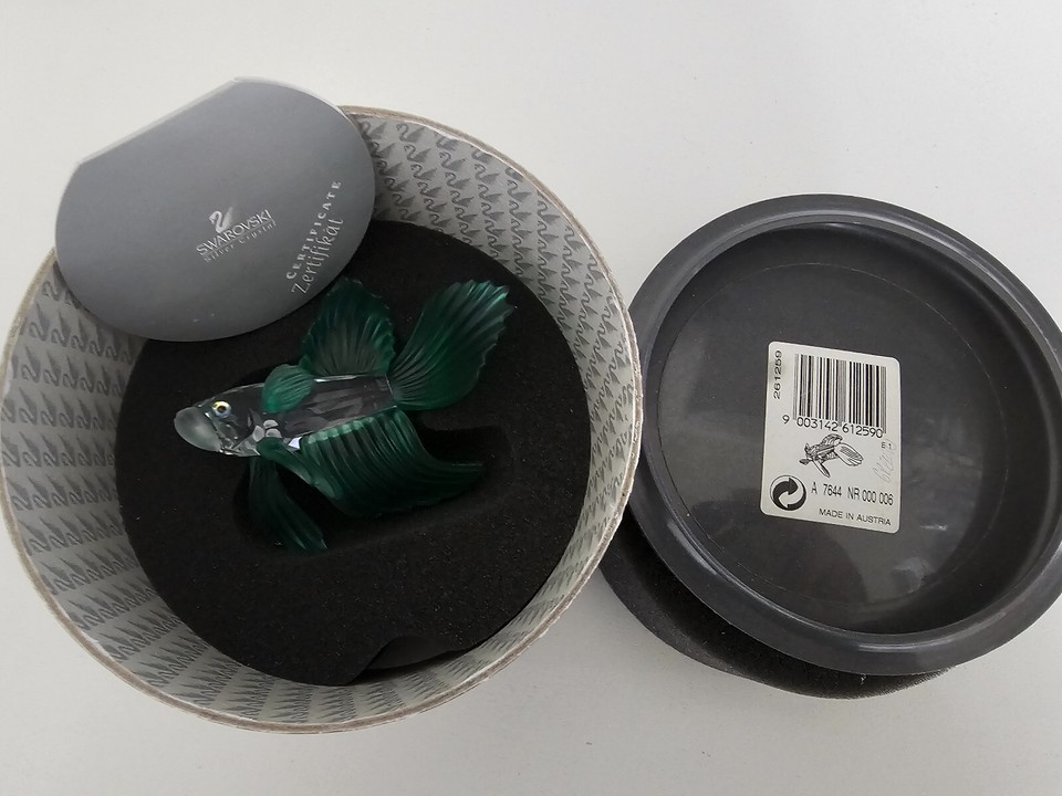 SWAROVSKI CRYSTAL 'GREEN SIAMESE FIGHTING FISH' | eBay UK