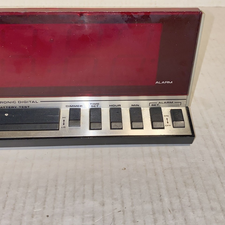 Vintage Spartus Electronic Digital Large Display Alarm Clock Model 1150 ...