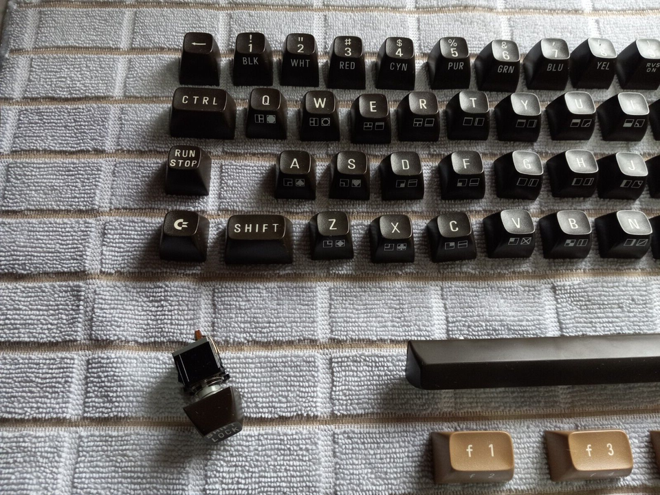 Commodore 64 - Vic 20 a full set of keys | eBay