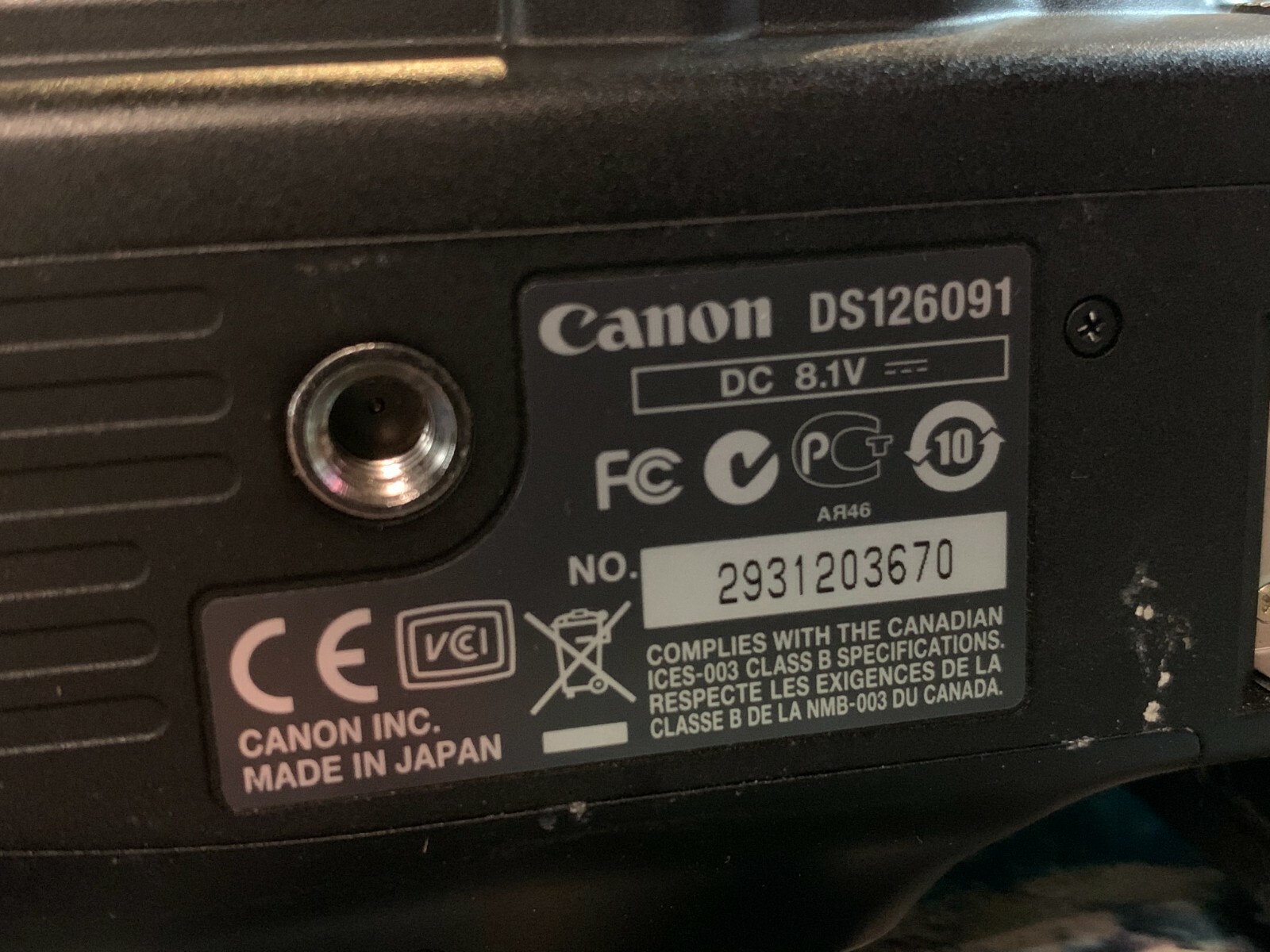 canon-eos-5d-ds126091-digital-slr-camera-12-8-megapixels-body