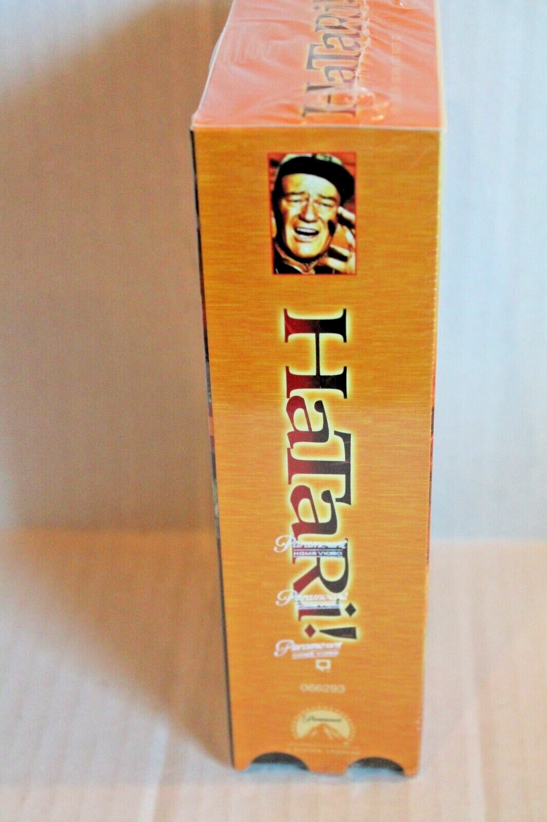 Hatari! VHS Boxed Set 2 Movie Tapes - Starring John Wayne & Red Buttons ...