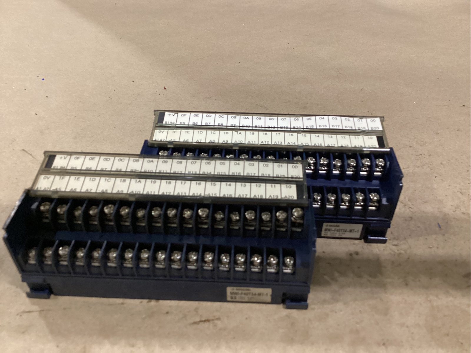 MISUMI MWI-F40T34-MT-1 OUTPUT UNIT CONTROL TERMINAL BLOCK(LOT OF 2 ...