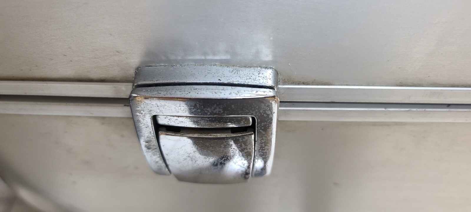 Vintage Large Zero Halliburton Aluminum Combination Lock Suitcase - 26 ...
