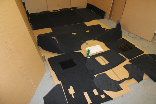 LHD LT77 full black front+rear carpet mat set fits Land Rover Defender ...