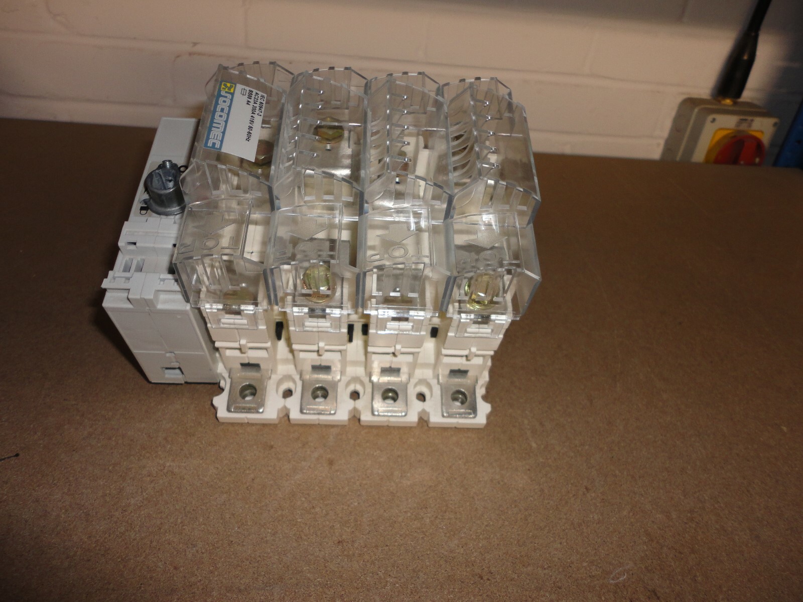 Socomec 3841-6019 200A Fuse Combinaton Switch - FUSERBLOC | eBay UK