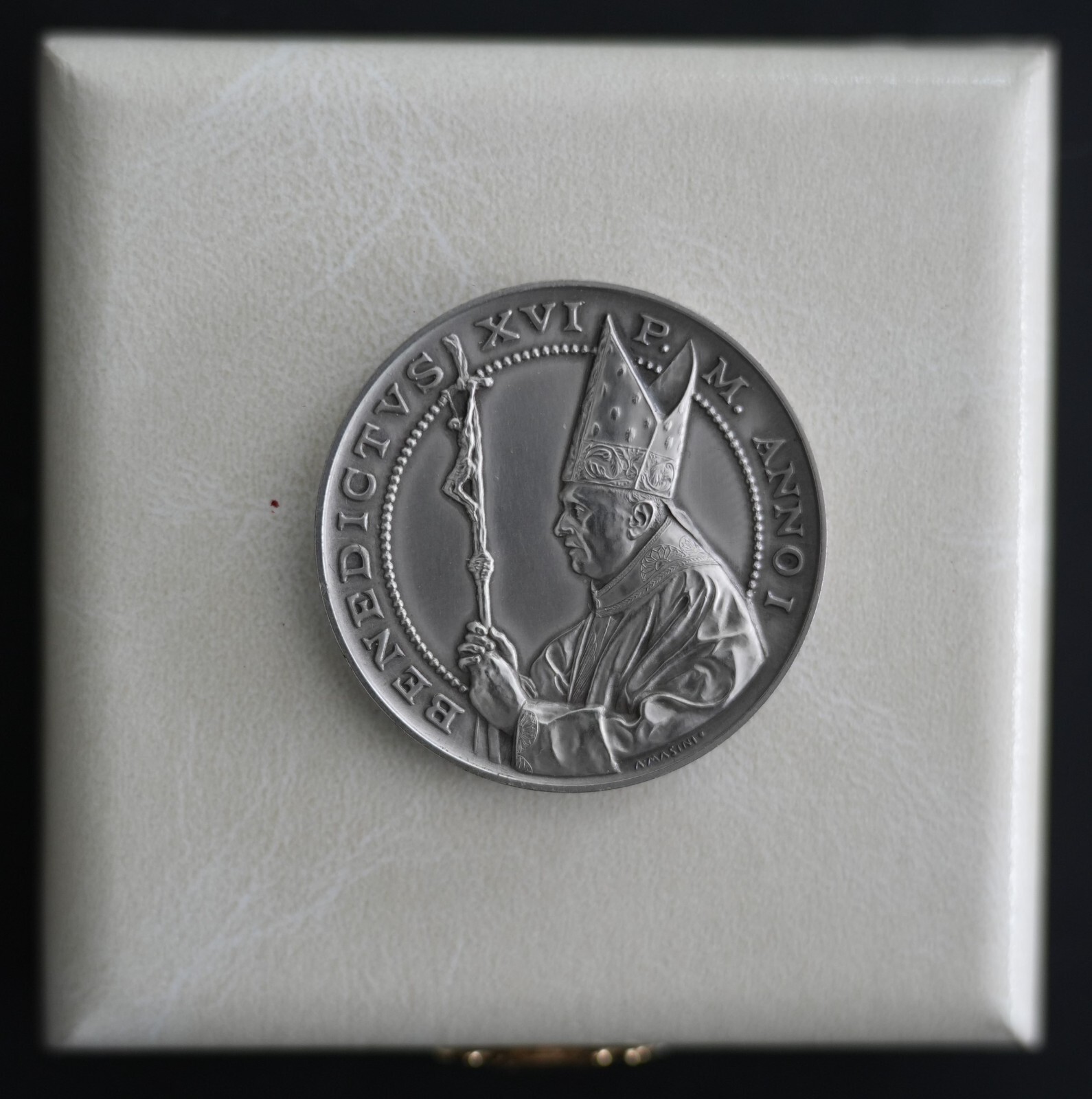 Pope Benedict Limited Edition Commemorative Coin Official VATICAN ...