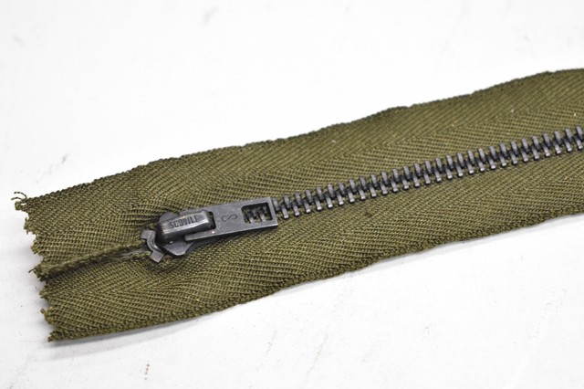 U.S. Military Zipper Slide Fastener 10" VF106 NSN: 5325-00-257-4946 BOX ...