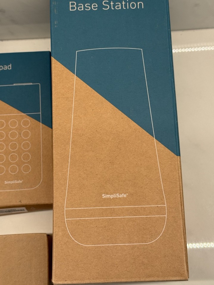 SimpliSafe Home Security System Model SSCS3 New (Other) | eBay
