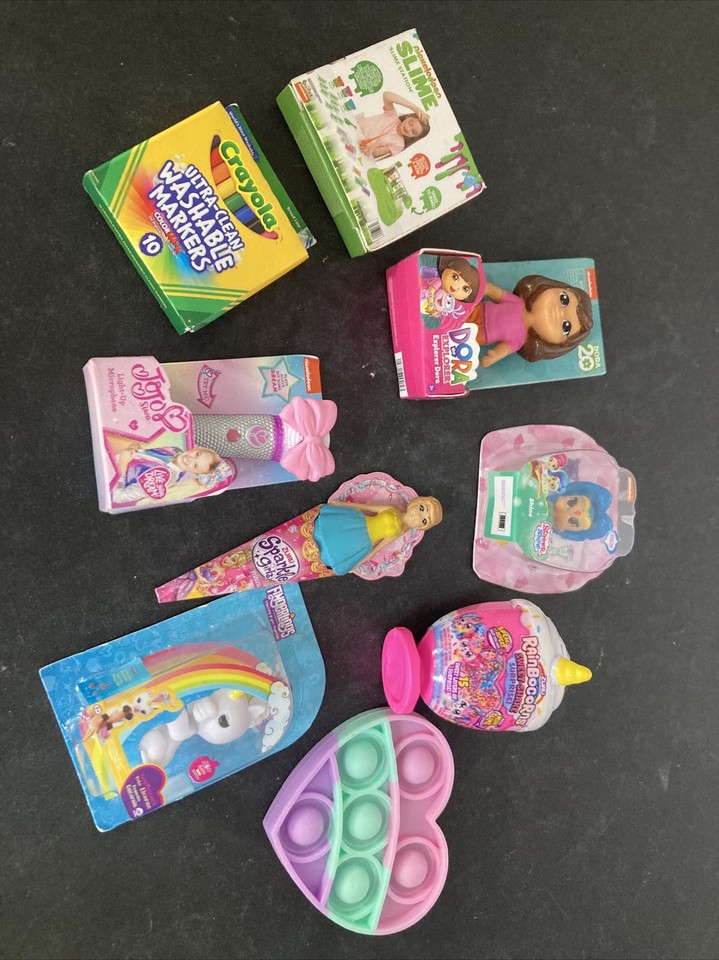 Zuru Mini Brands Toy Lot Fingerlings Dora Jojo Crayola Slime Etc. Lot ...