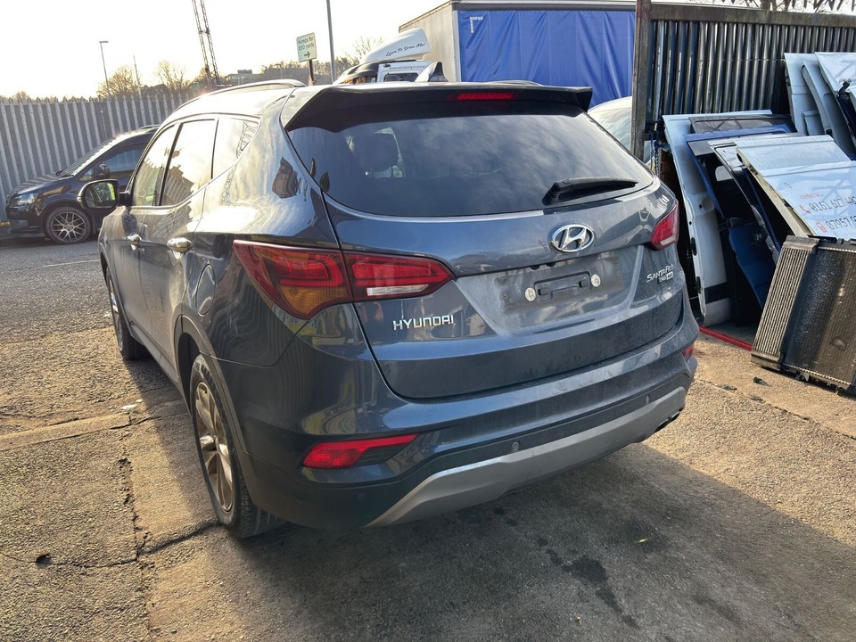 2017 Hyundai Santa FE MK3 REAR LEFT PASSENGER SIDE TAIL LGHT NSR ...