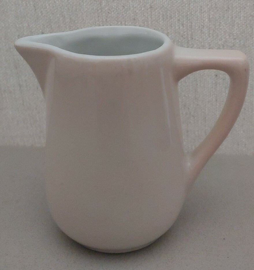 Mayer China Creamer/Syrup Pitcher 3-1/8" Beige No. 471 | eBay