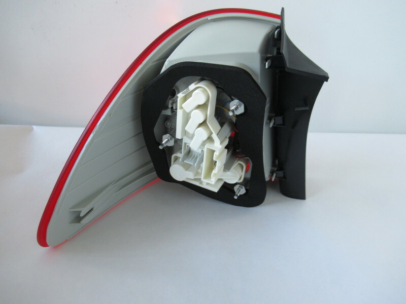 Feu arrière droit BMW E91 LCI - 63217289432 | eBay