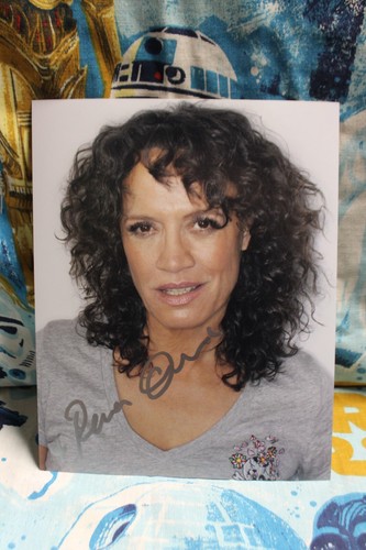 STAR WARS Autograph SIGNED Rena Owen NEE ALAVAR Taun We 8 x 10 PHOTO ...