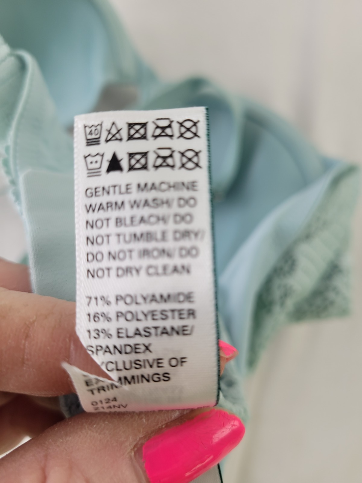 M&S Womens 4pcs Underwired Moulded Cup Bras Beige Mint Black Size 34A NEW | eBay UK