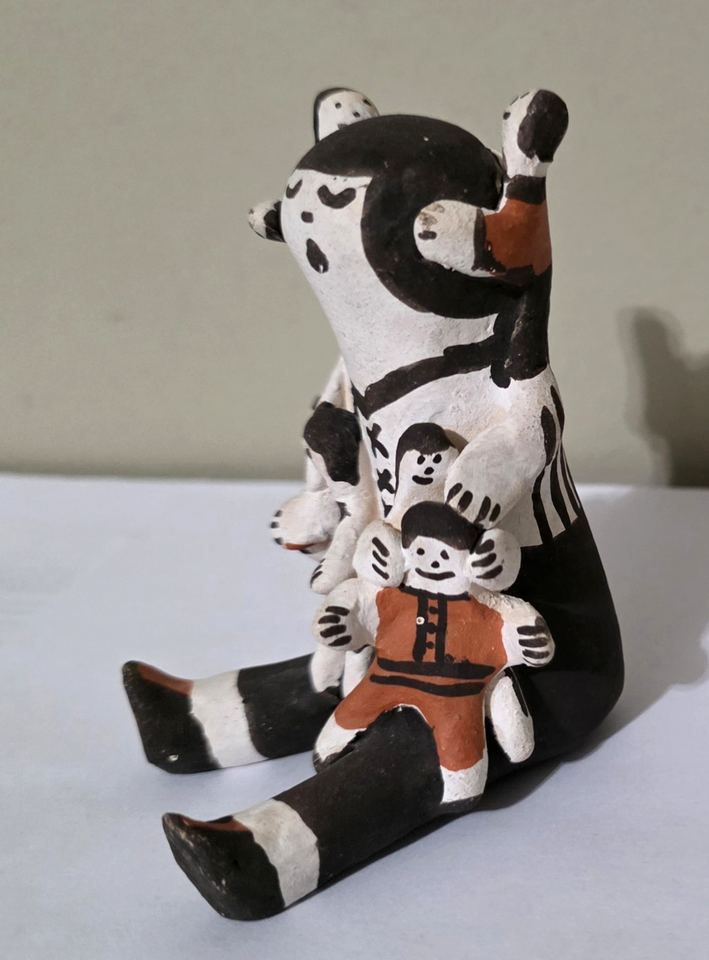 Storyteller Figurine Acoma Signed 6 Children Native American Pottery 3. ...
