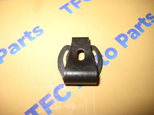 Ford Windshield Wiper Arm Pivot Adapter Connecting Clip Genuine OEM New ...