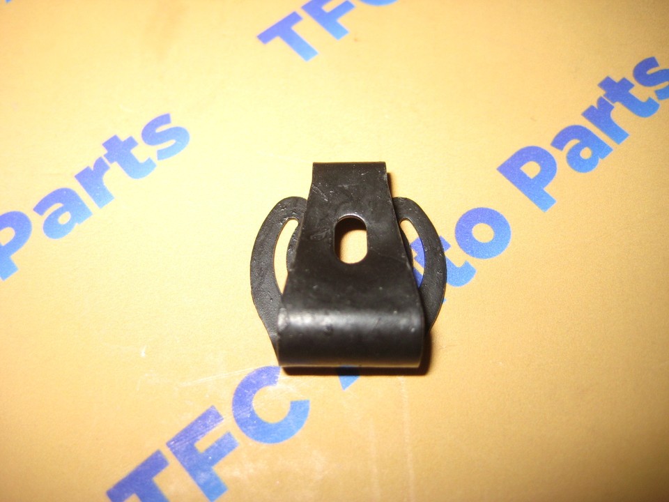 Ford Windshield Wiper Arm Pivot Adapter Connecting Clip Genuine OEM New ...