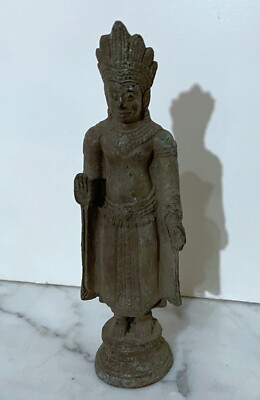 Statues - Khmer Cambodia