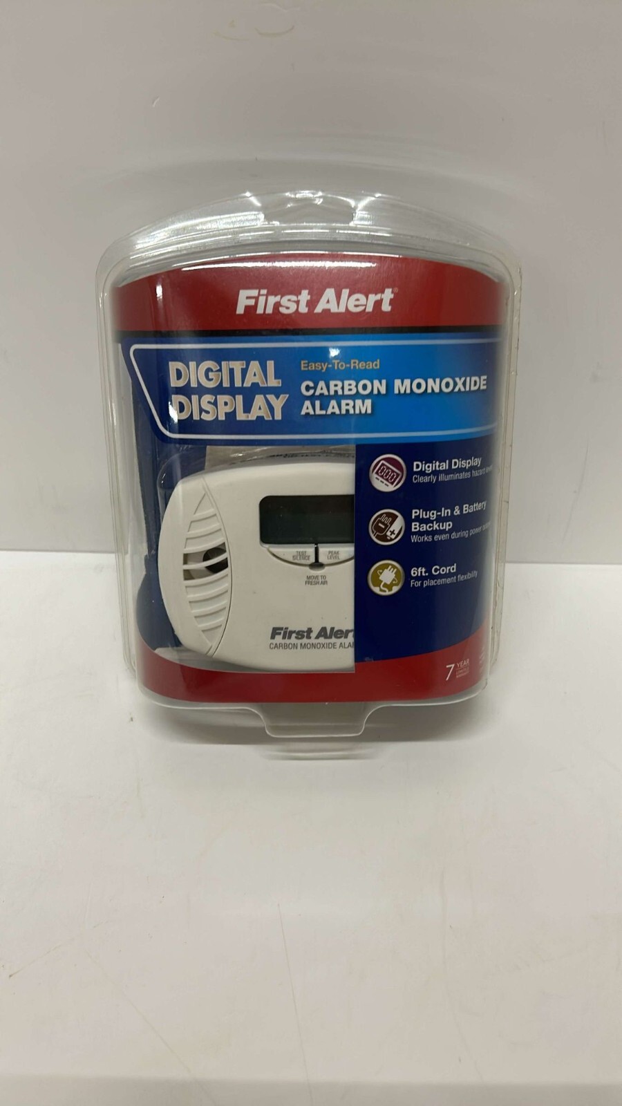 First Alert Dual Power Carbon Monoxide Detector Alarm Digital Display ...