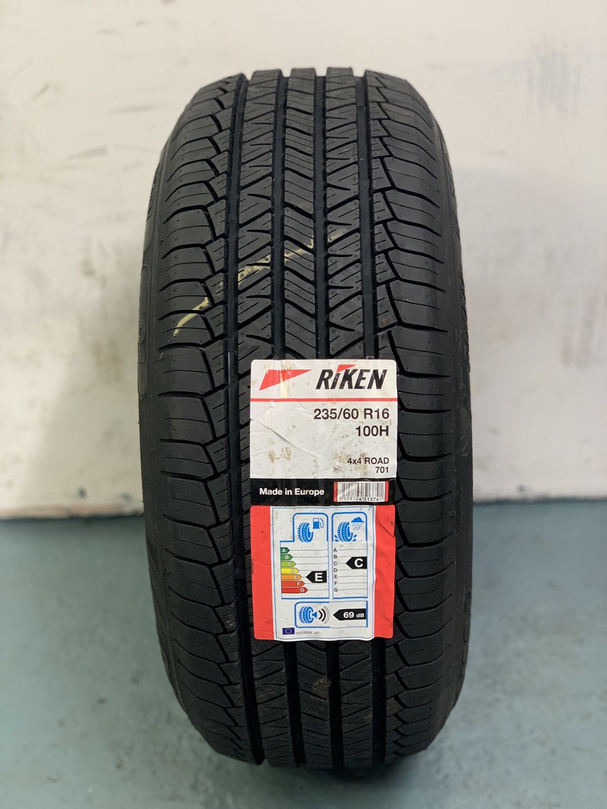 1 x 235/60 R16 Riken 4x4 Road 701 100H 235 60 16 (2356016) - ONE TYRE ...